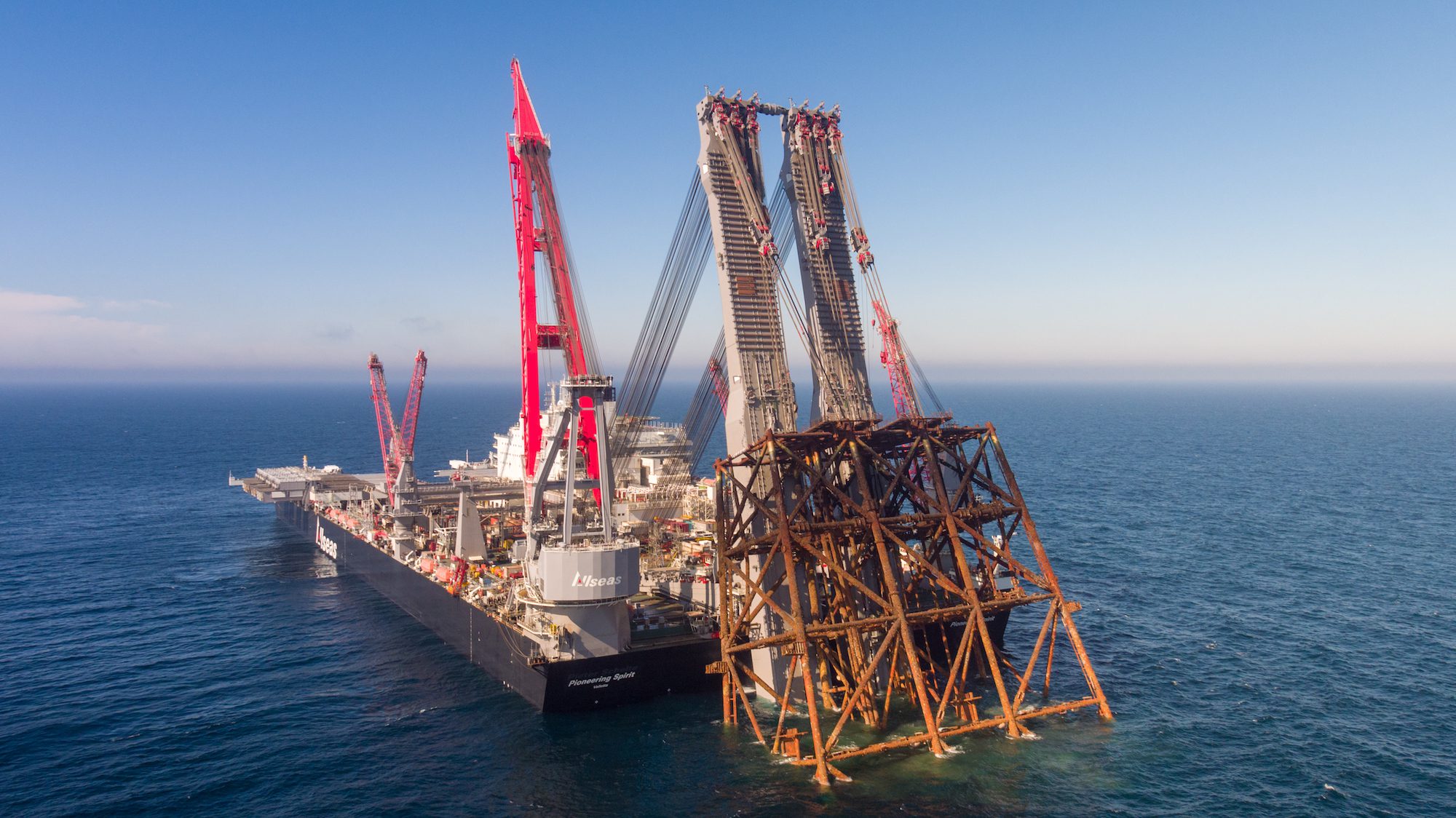 Pioneering Spirit to Tackle Australia’s Largest-Ever Offshore Platform ...